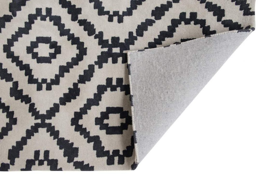 Sami | Gösta Westerberg Möbel Mönstrad matta Villa Nova